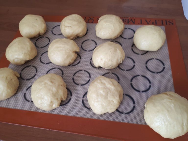 Bint al Sahn, gâteau brioche du Yémen – Oh, la gourmande