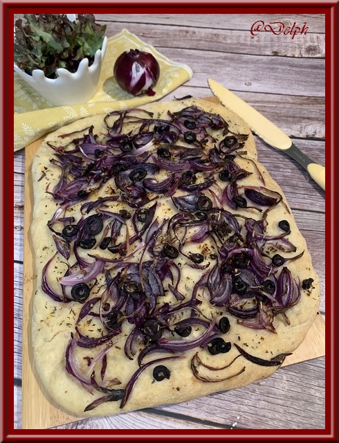 Focaccia aux oignons rouges – Oh, la gourmande